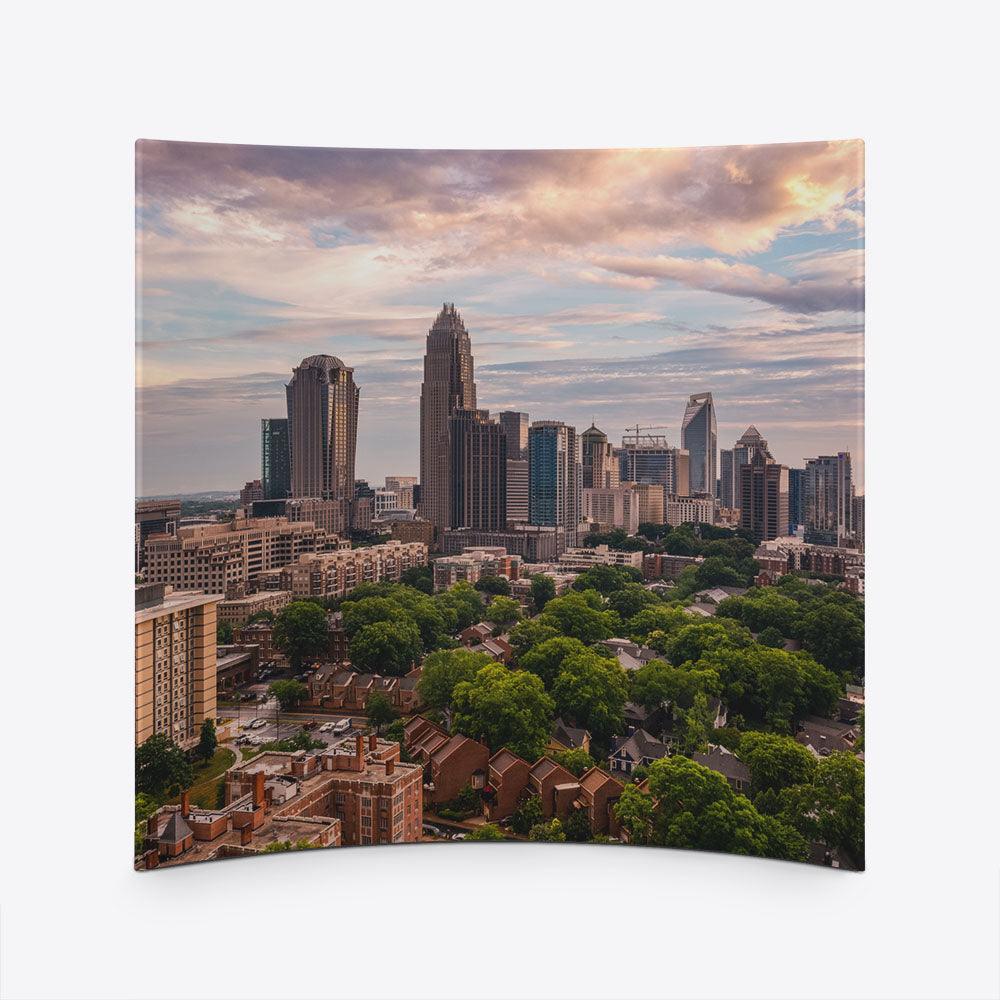 Curved Fabric Wall | Graphic or Green Screen Backdrop – TVsetdesigns.com