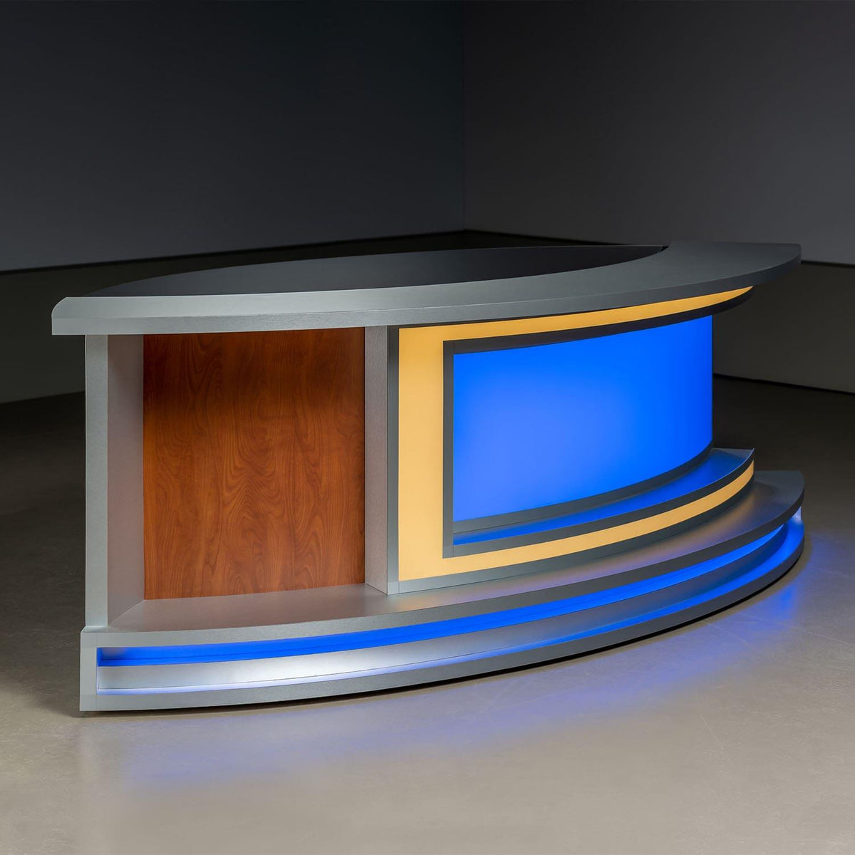 Anchor News Desk | Broadcast News Studios – TVsetdesigns.com