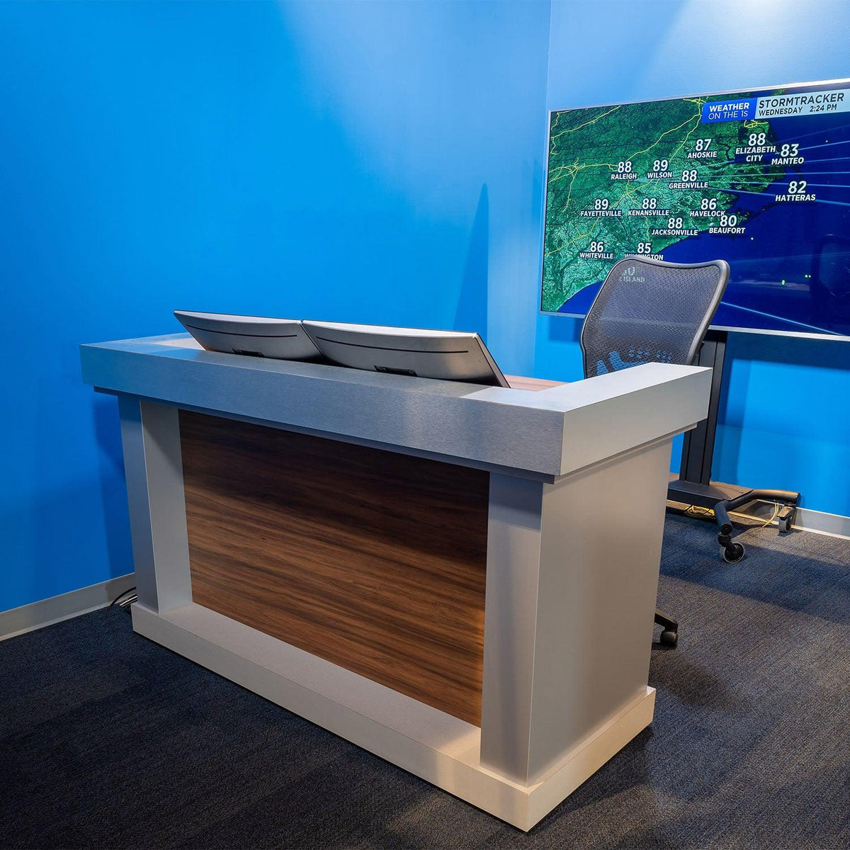 Weather News Desk | Broadcast Meteorologist Desk – TVsetdesigns.com